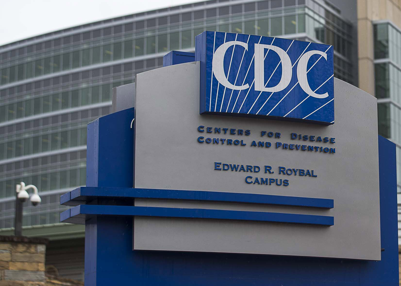 Le CDC raccourcit la période d’isolement et de quarantaine à 5 jours ...